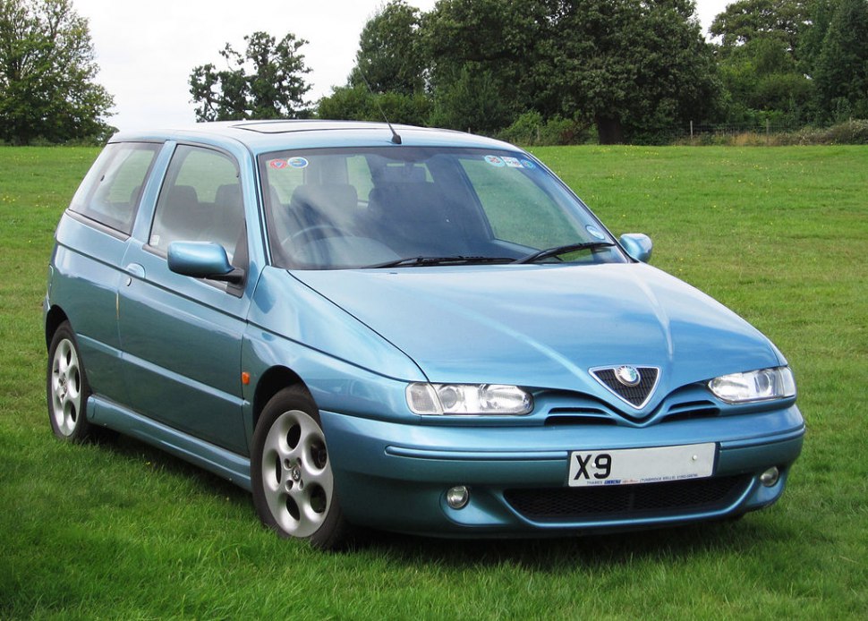 Alfa Romeo 145 technical specifications and fuel economy